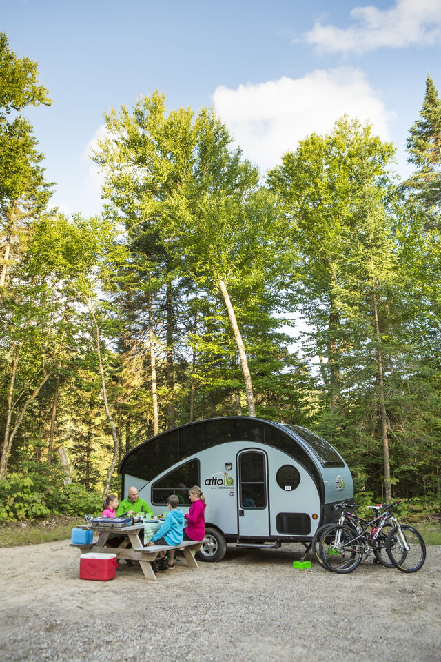 CAMPING PARC NATIONAL DU MONT-TREMBLANT, SECTEUR PIMBINA-SAINT-DONAT ...